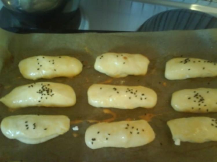 Poaca - 147 kcal/100g