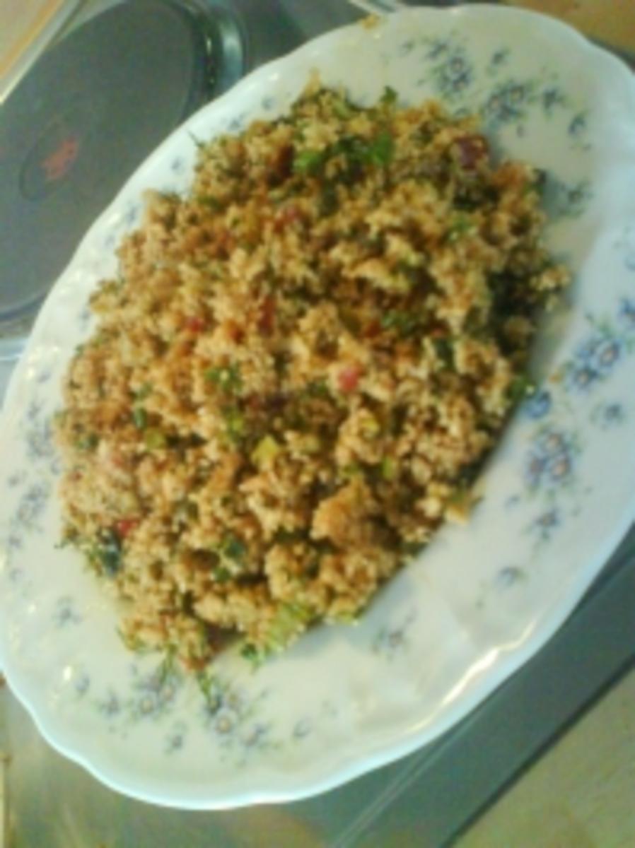 Kisir - feiner Bulgursalat - Rezept mit Bild - kochbar.de
