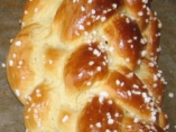 Wiener Striezel - einfach - 208 kcal/100g