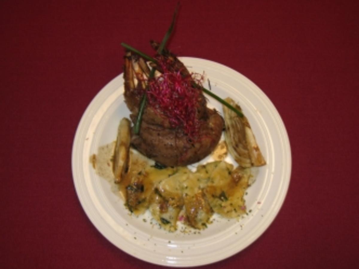Lammkrone mit geschmortem Fenchel und Basilikum Pecorino Ravioli - von ...