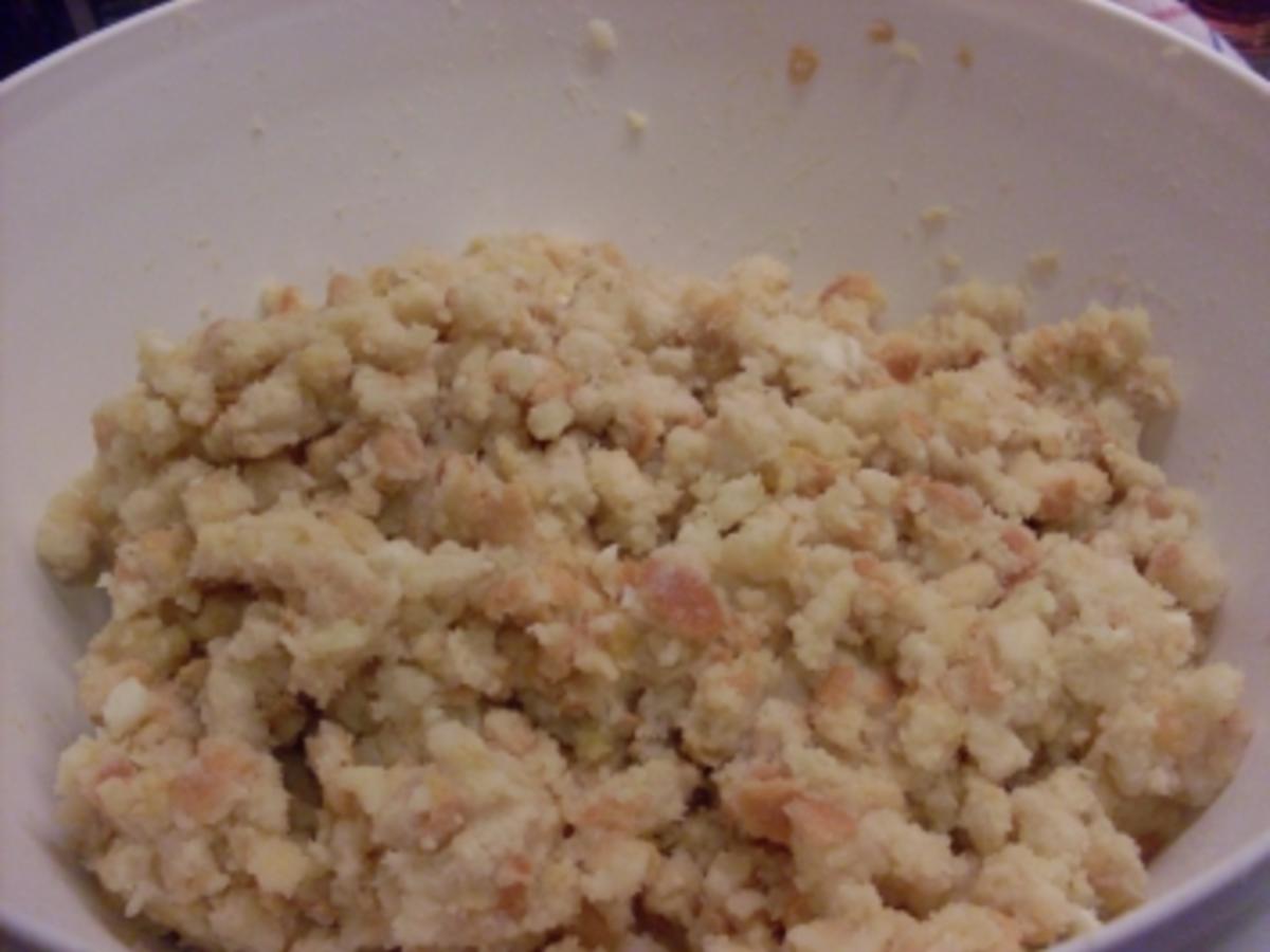 Kaspressknödel mit Salat - einfach - 178 kcal/100g