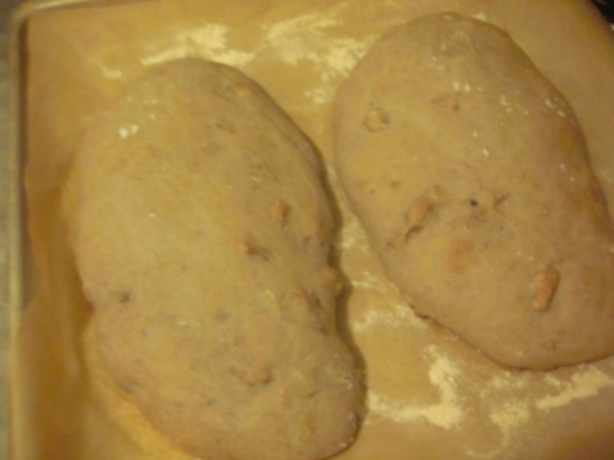Ciabatta mit Walnuss - einfach - 572 kcal/100g