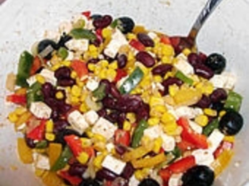 Rote Bohnen Schafskäse Salat - schnell & einfach - 302 kcal/100g