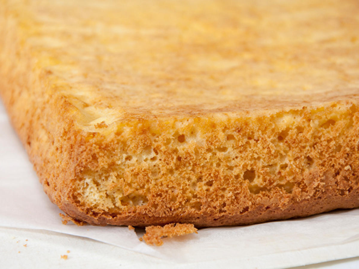 Biskuit Marzipan Masse - einfach - 144 kcal/100g