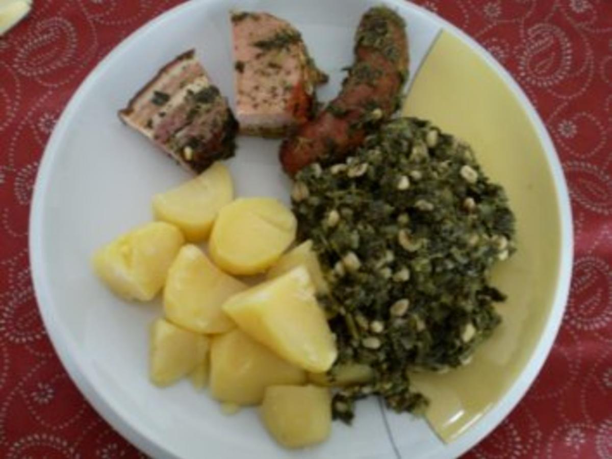 Grünkohl mit Pinkel - einfach - 132 kcal/100g