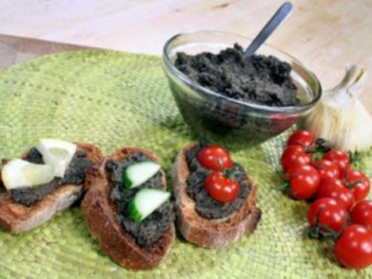 TAPAS : Schwarzen Oliven Paté mit Anchovis - schnell & einfach - 184 ...
