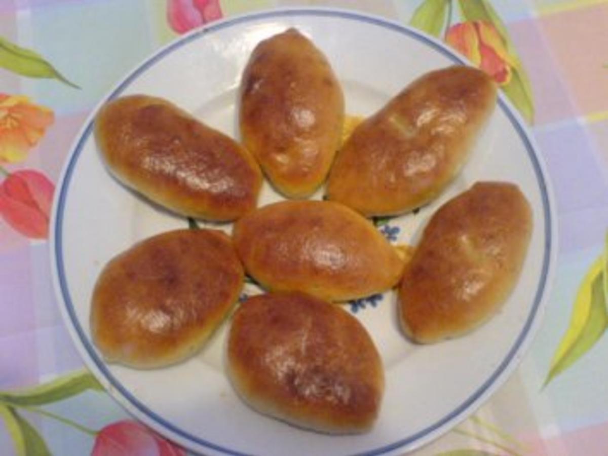 Piroschki von Maria - schnell & einfach - 287 kcal/100g