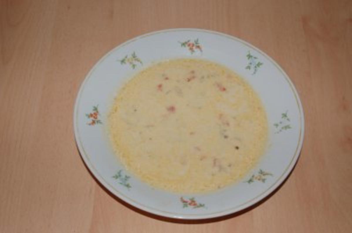 Käsesuppe - Rezept mit Bild - kochbar.de