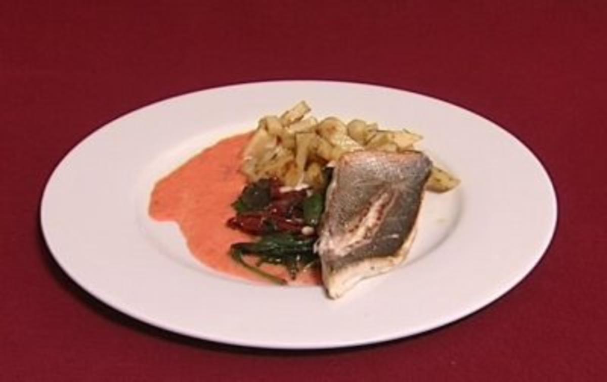 Dorade grise mit Bratkartoffeln und Sauce Rouille (Ralph Morgenstern ...