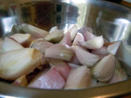 Rotweinschalotten mit Schalotten und trockener Rotwein - Rezept mit Bild