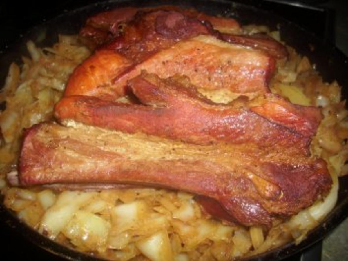 Teufelchens Dicke Kasseler Rippchen auf einem Weißkrautbett - einfach ...