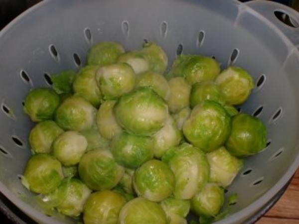 Beilage: Rosenkohl in Käse Sahne Sosse - einfach - 261 kcal/100g