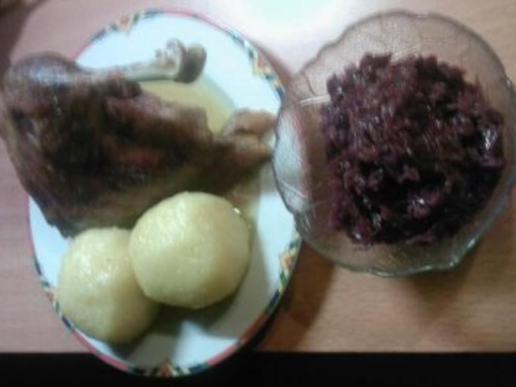 Gans mit Rotkraut und Knödel - von Hobbykoch1961