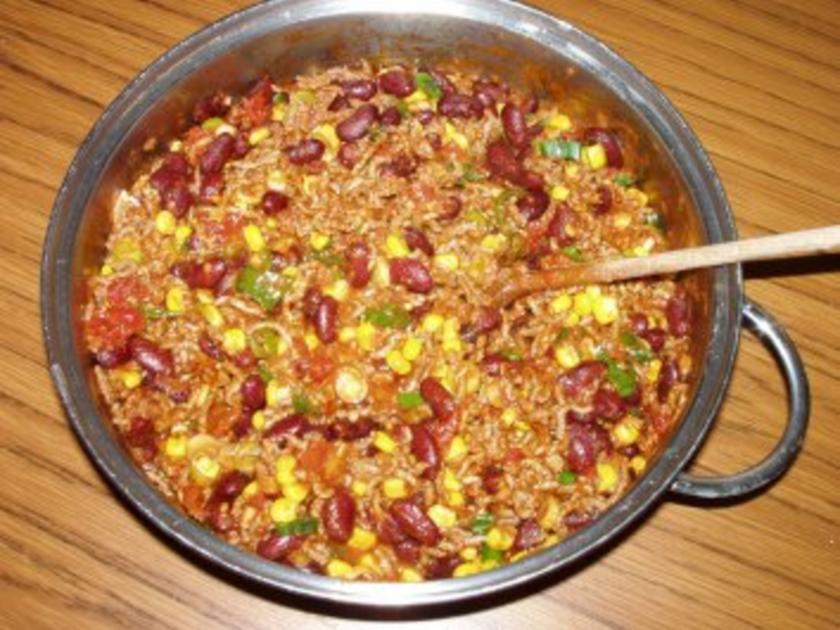 Tortilla gefüllt mit Chilli con Carne - einfach - 421 kcal/100g