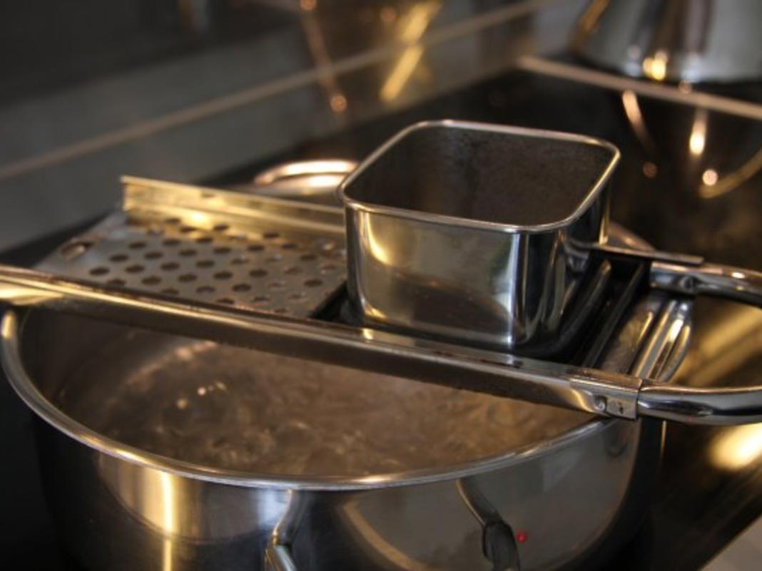 Spätzle, Knöpfle - schnell & einfach - 249 kcal/100g