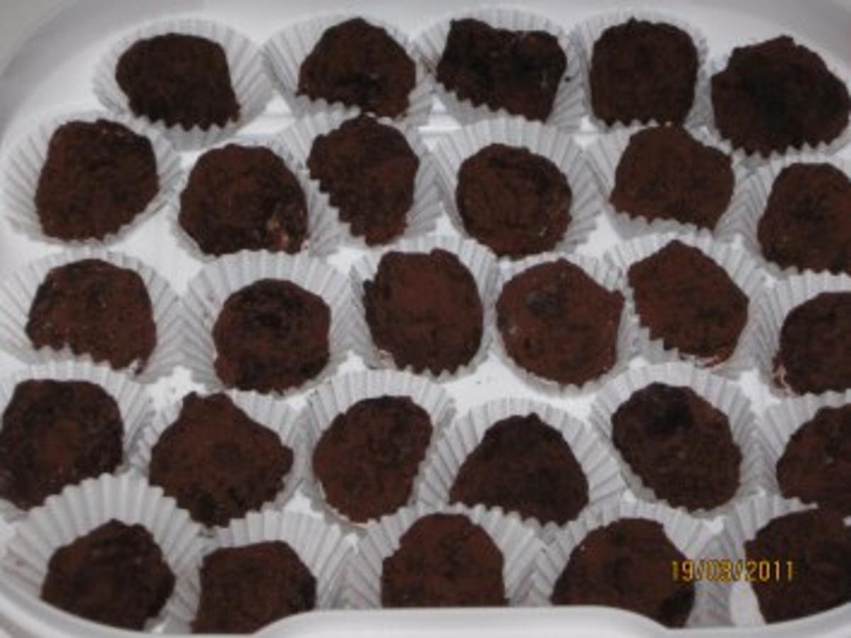 Rum Schoko Kugeln - schnell & einfach - 532 kcal/100g