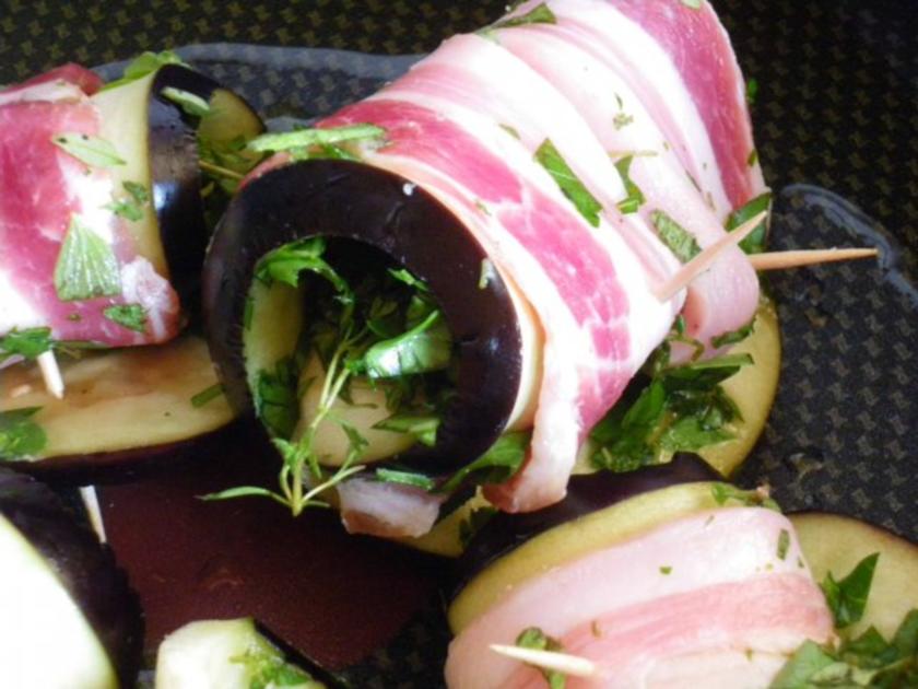 Auberginen Schinken Kräuter Röllchen - schnell & einfach - von m11topf