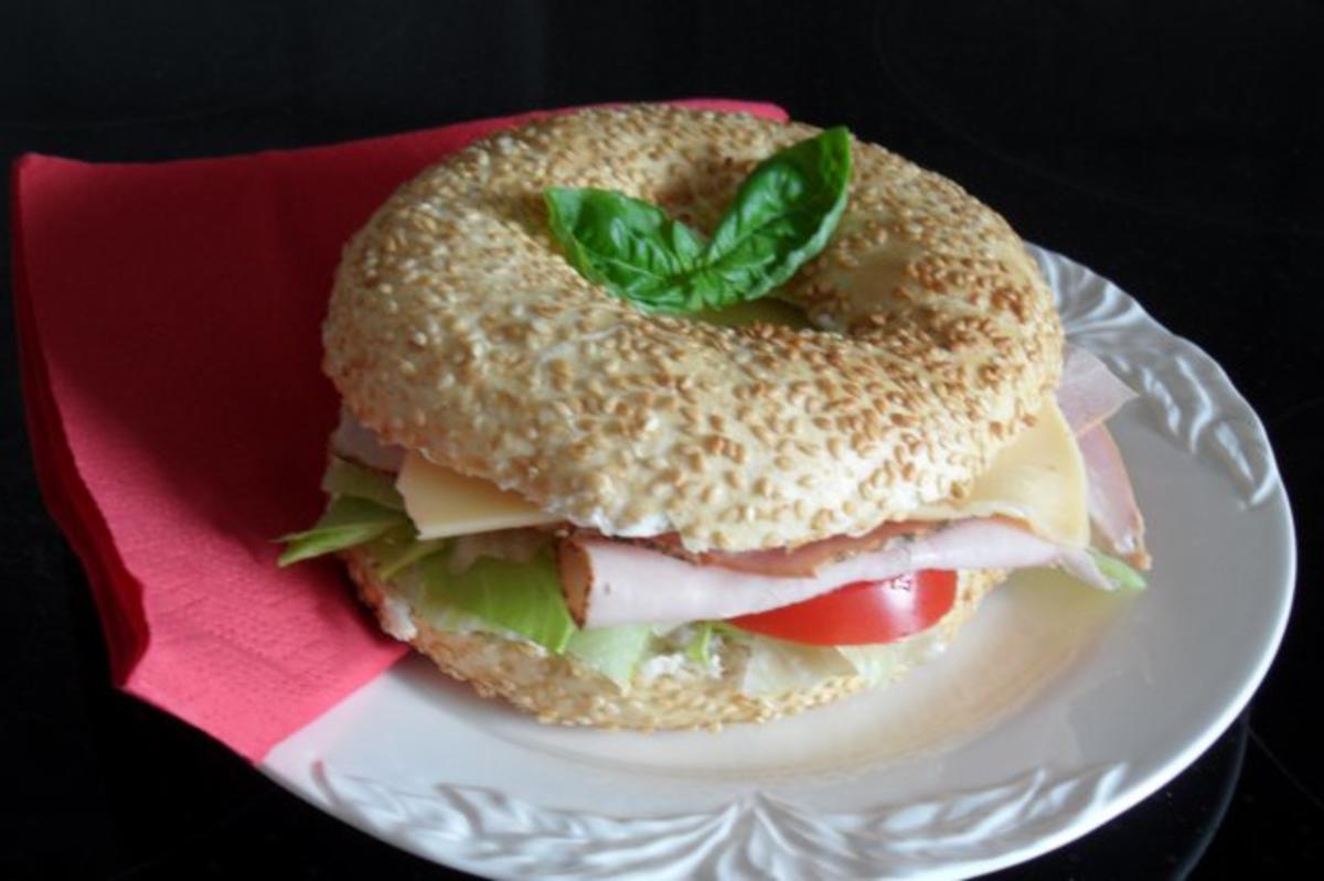 Snack: Bagels belegen - Rezept mit Bild - kochbar.de