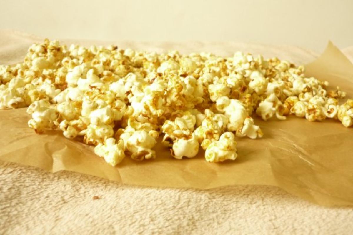 Butter Popcorn - Rezept mit Bild - kochbar.de