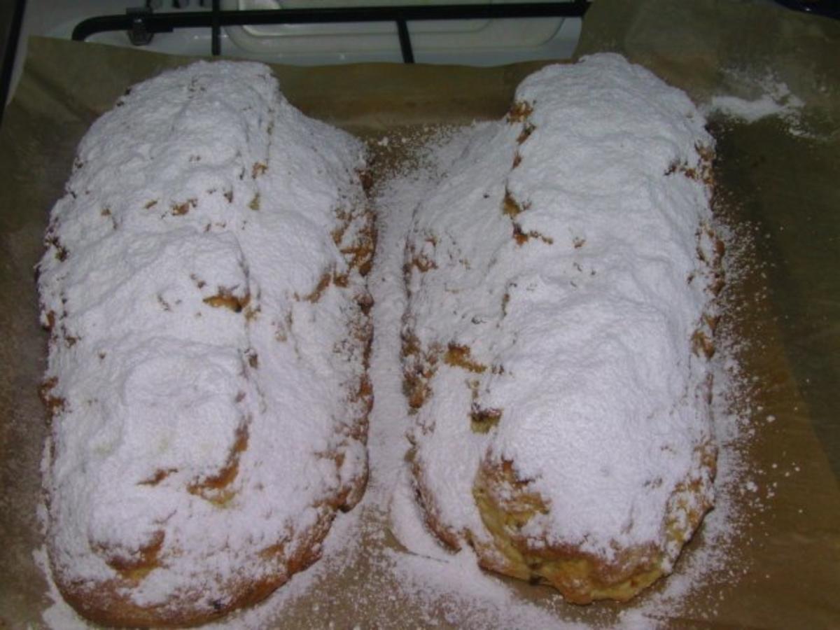 Quarkstollen ergibt 2 Stollen - Rezept mit Bild