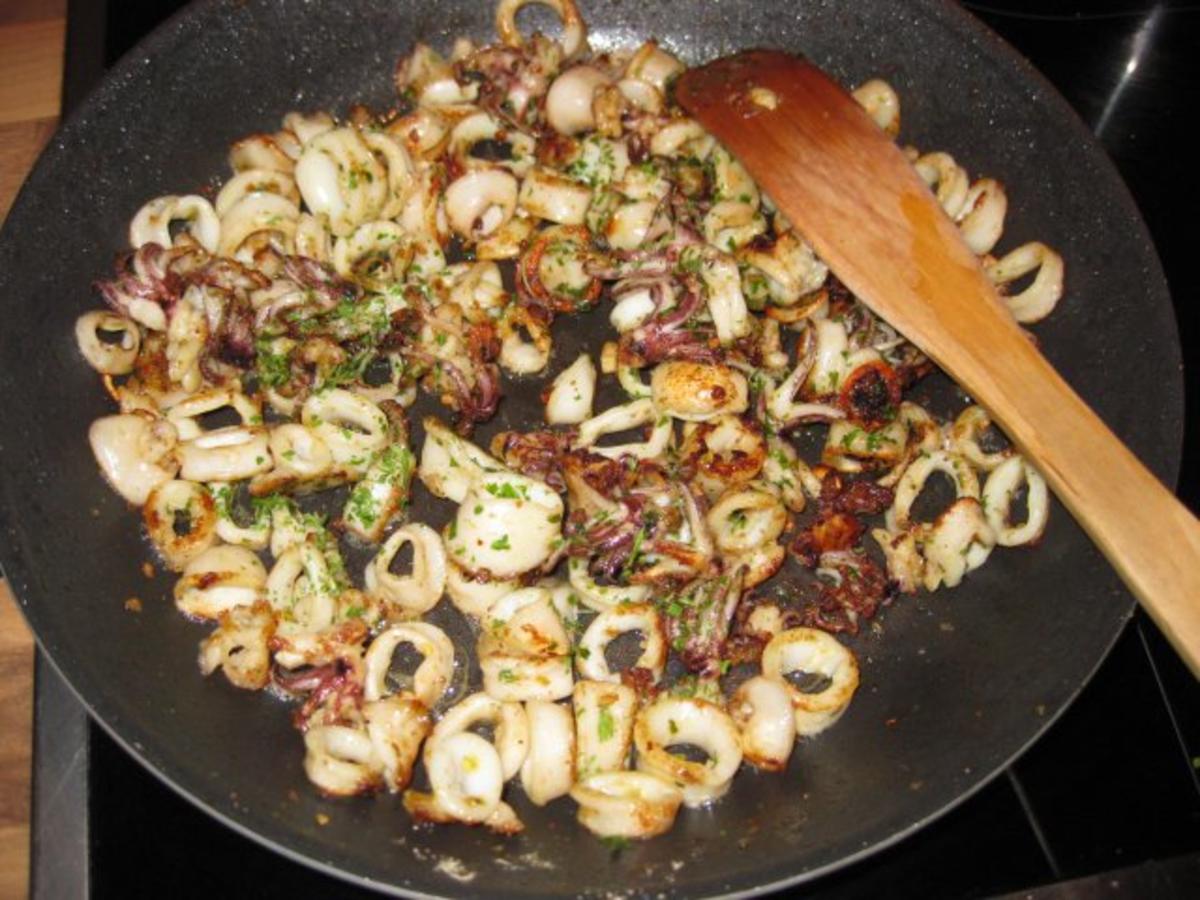 Kalmare / Sepia aus der Pfanne - schnell & einfach - von Kochdochmaldas