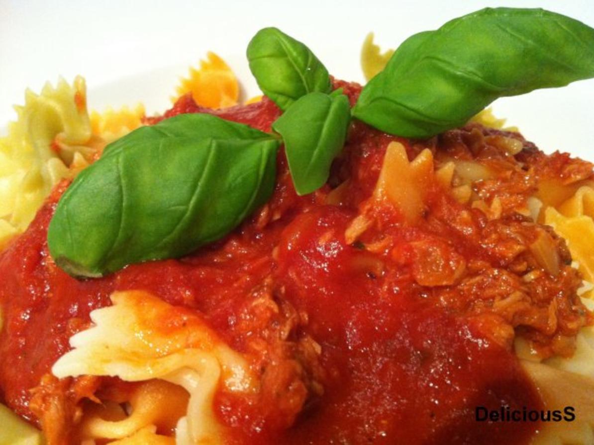 Rigatoni al Tonno | Pasta al Tonno - schnell & einfach - 193 kcal/100g