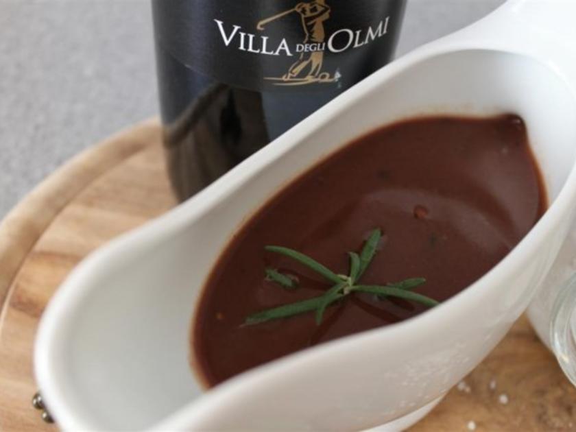 Rotweinsoße - Rezept mit Bild