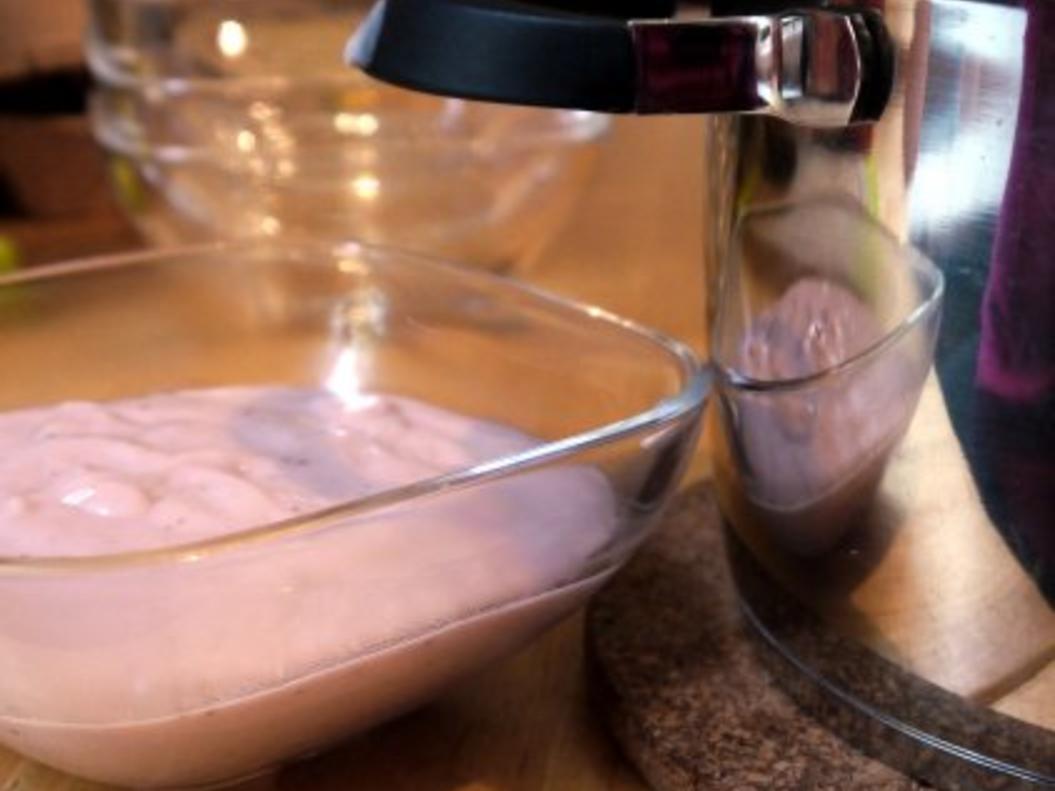 Erdbeerpudding - einfach - 116 kcal/100g