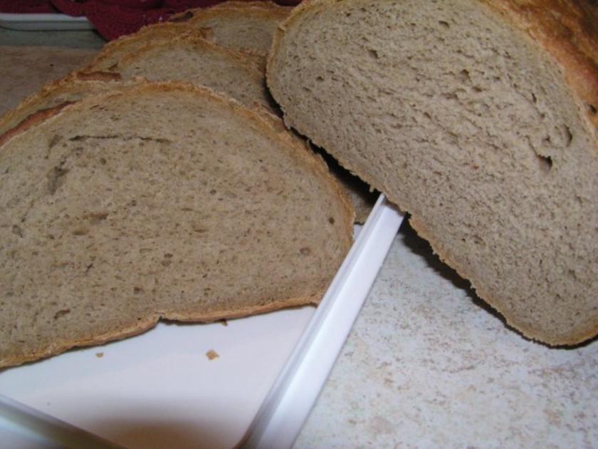 Graubrot mit Sauerteig aus Altem Brot - einfach - 249 kcal/100g