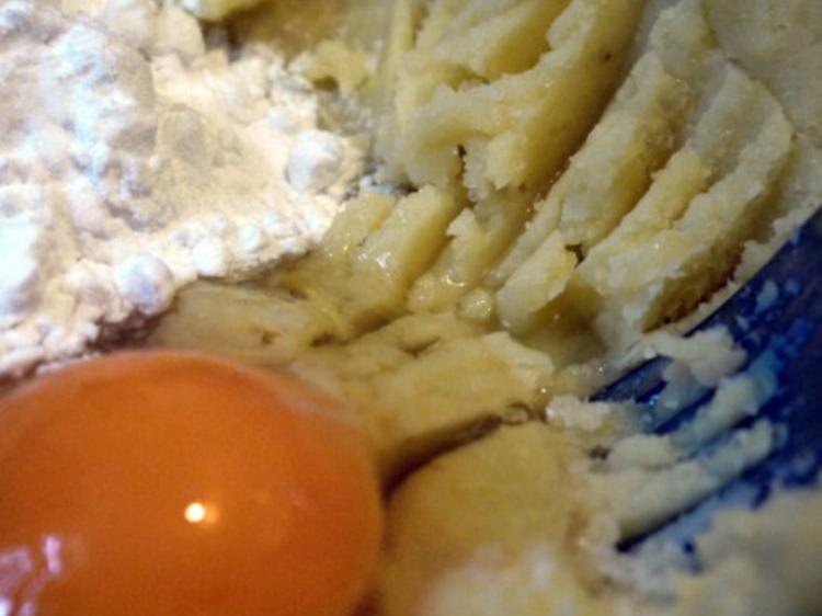 Whisky marinierte Hähnchenkeulen mit Kroketten - einfach - 592 kcal/100g