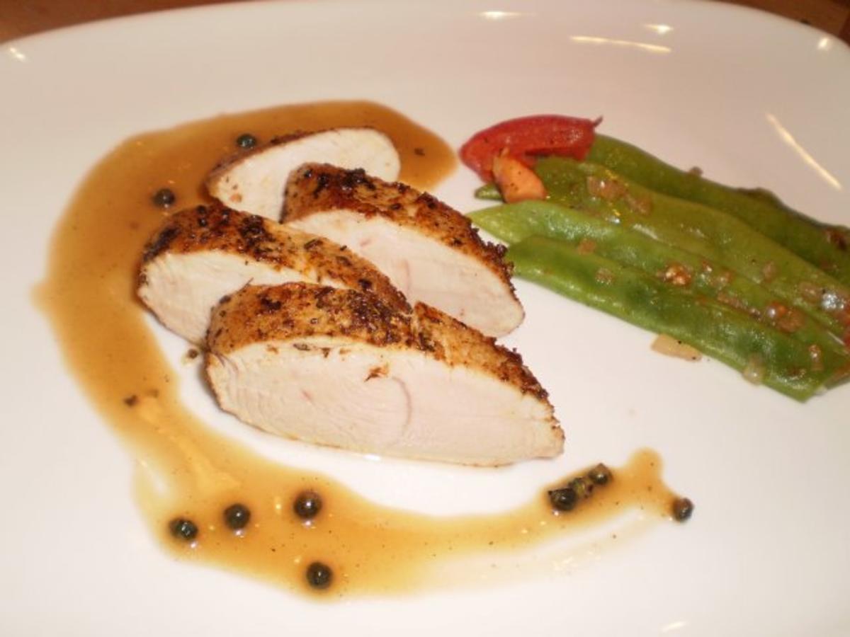 Putenfilet mit Pfeffer Marsala Jus und Bohnen Zwiebel Gemüse - einfach ...