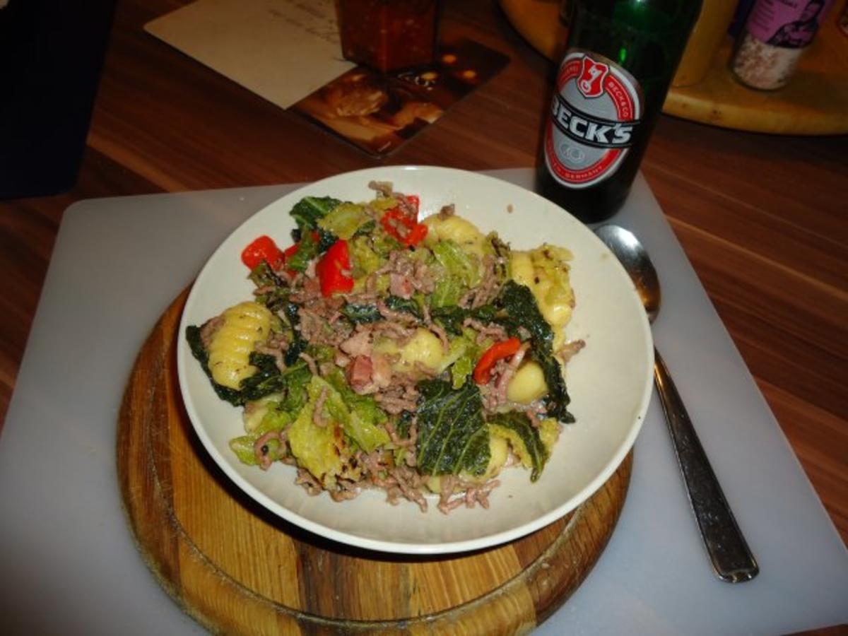 Rinderhack- Wirsing- Pfanne - Rezept mit Bild - kochbar.de