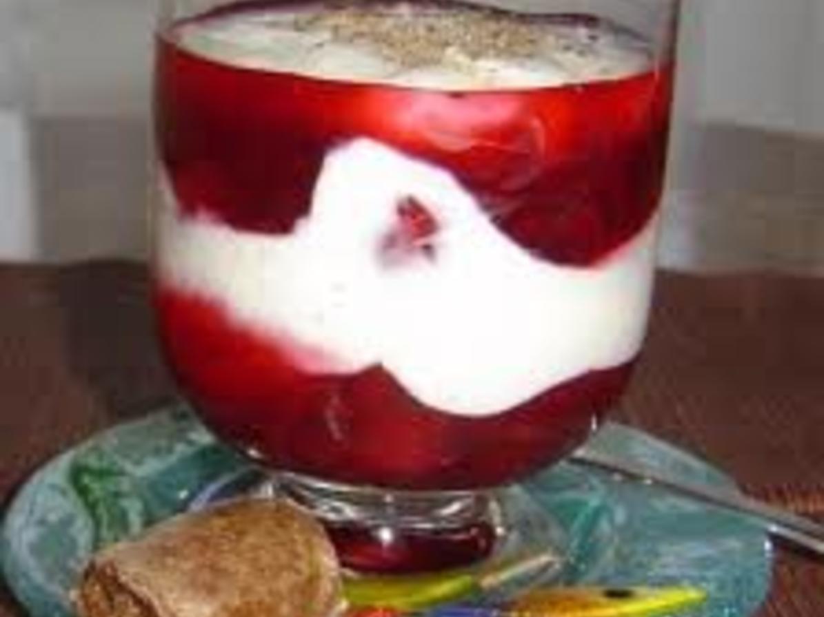 Rote Grütze Lasagne - 184 kcal/100g