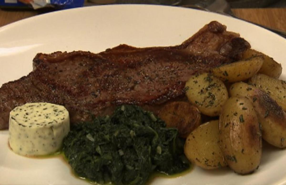 Angus-Rind mit Spinat und mediterranen Kartoffeln (Joey Heindle ...