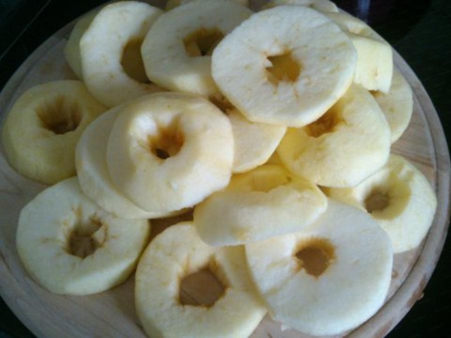 Gebackene Apfelringe - schnell & einfach - 163 kcal/100g