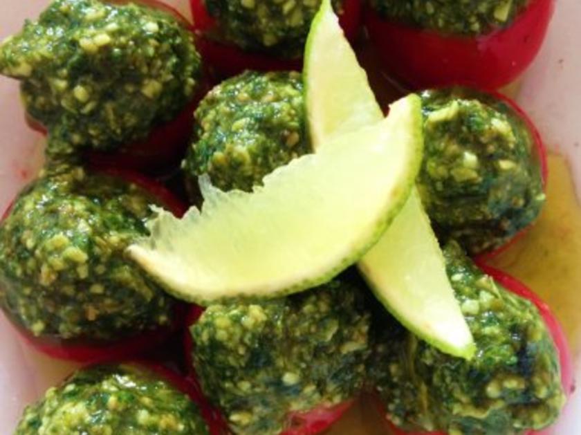 Mini Mozzarella in Cocktailtomate mit Pesto - schnell & einfach - 175 ...