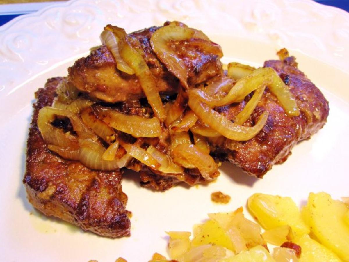Zarte Rinderleber mit mildgebratenen Kartoffeln - schnell & einfach ...
