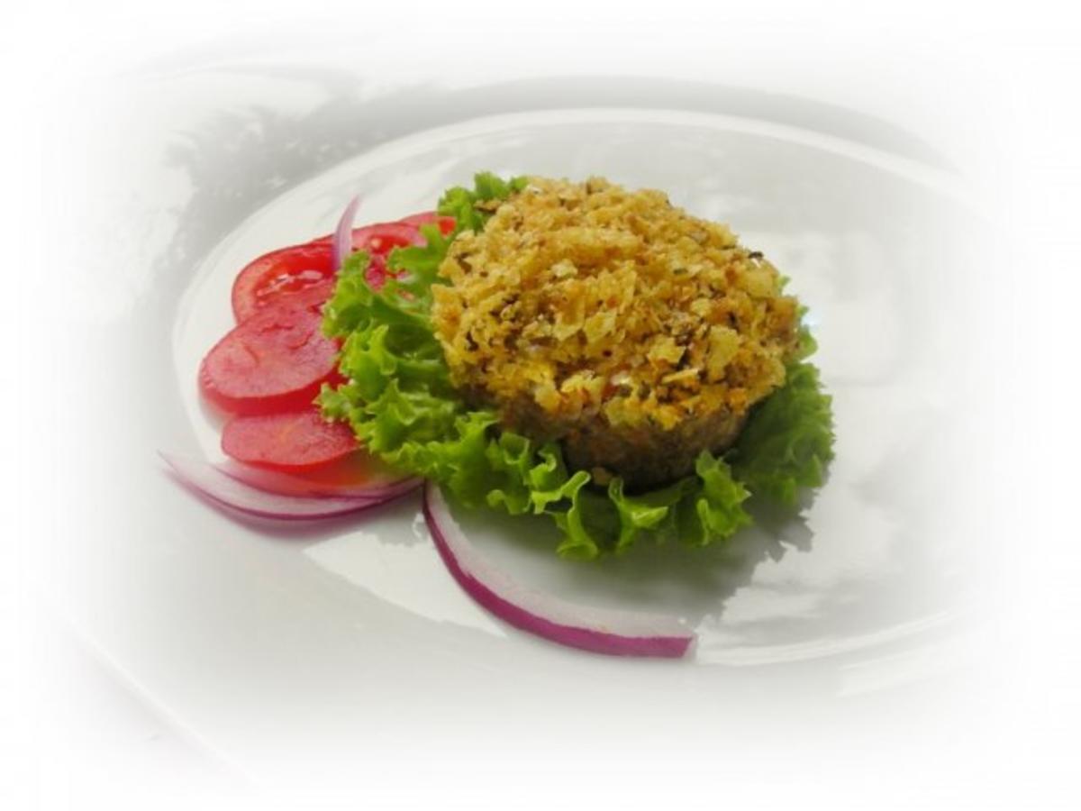 Quinoa-Hackfleisch-Muffins mit Cornflakes-Streusel - Rezept - kochbar.de