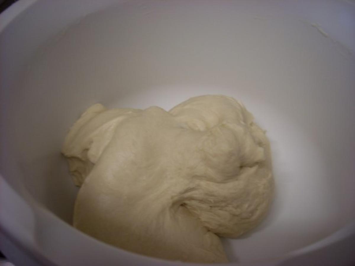 Pizza Teig - einfach - von Ladybe