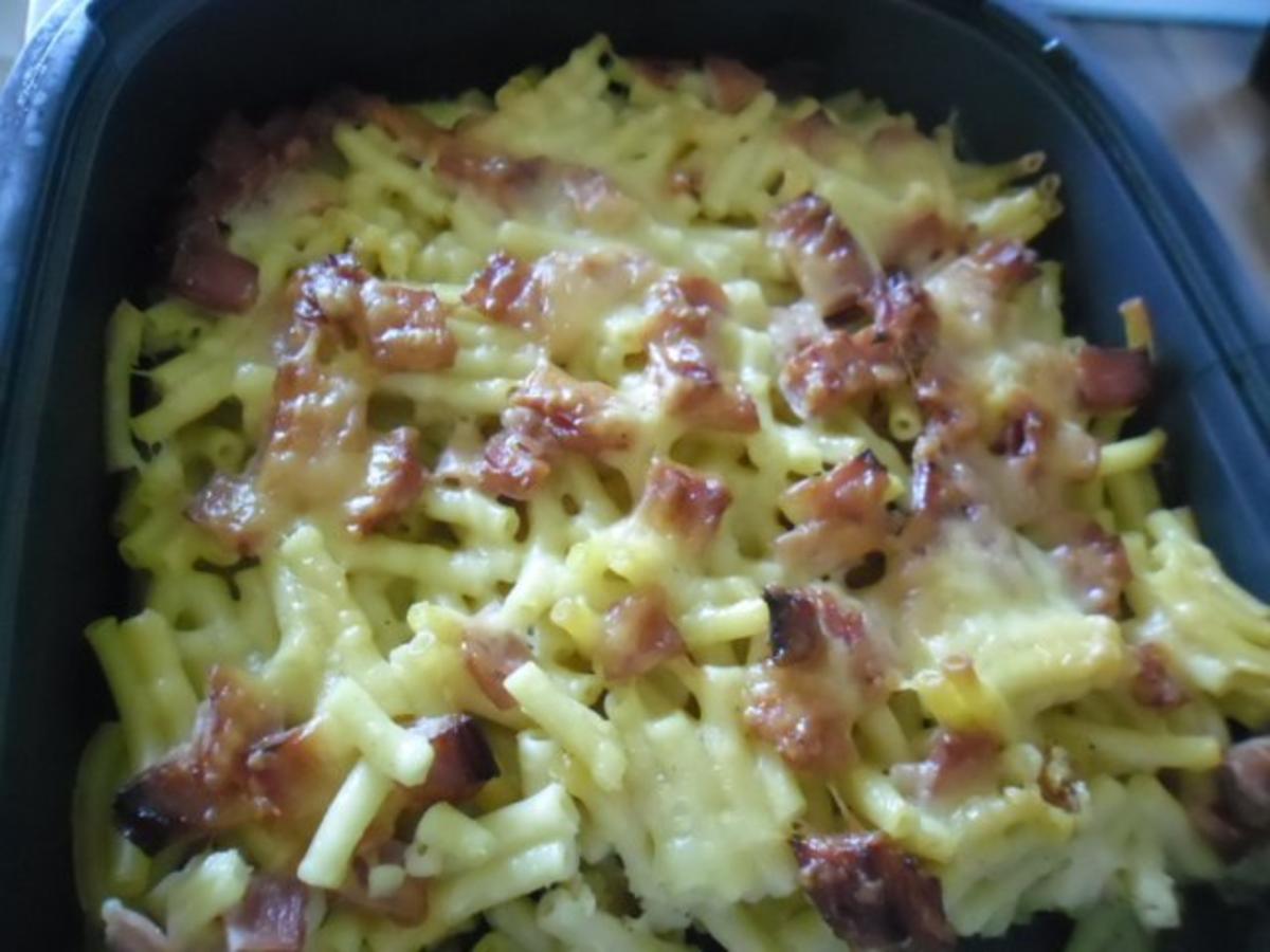 Makkaroni Auflauf - einfach - 206 kcal/100g