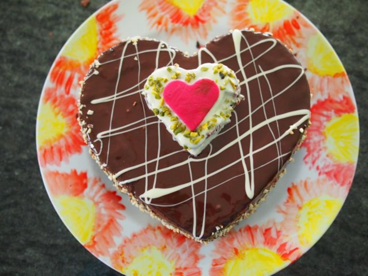 Muttertag: Sacherherz - Rezept mit Bild - kochbar.de