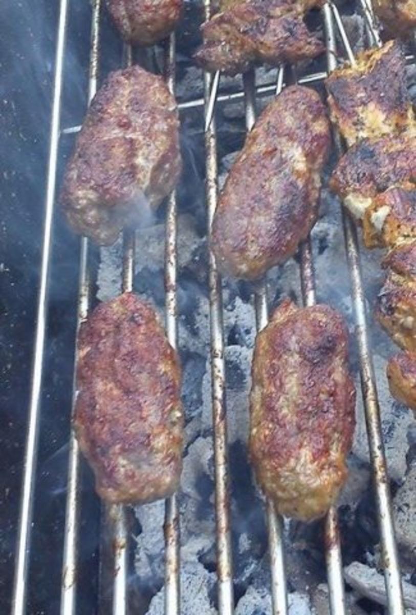 Cevapcici mit Lamm Hackfleisch frisch und Rind Hackfleisch frisch ...