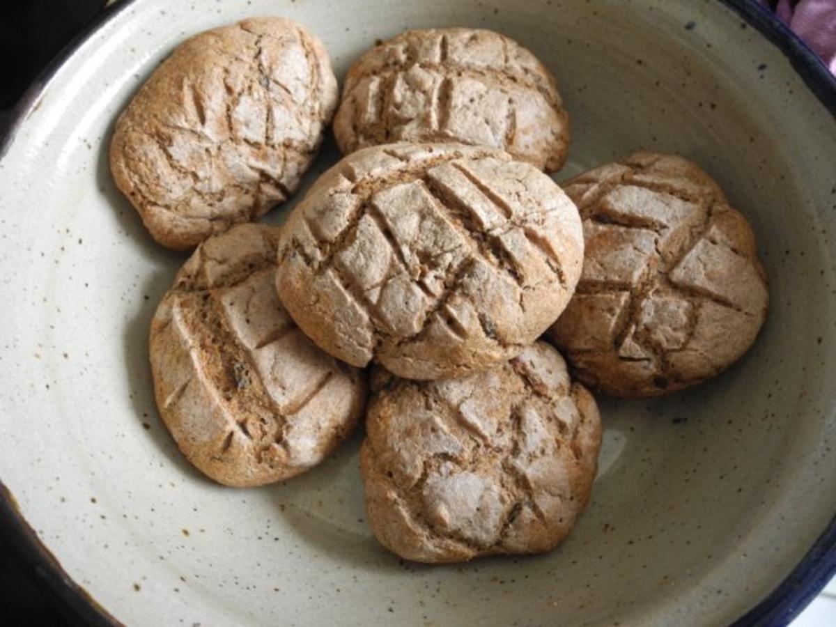 Brot & Brötchen : Roggen - Anis - Fenchel - Brötchen - Rezept - kochbar.de