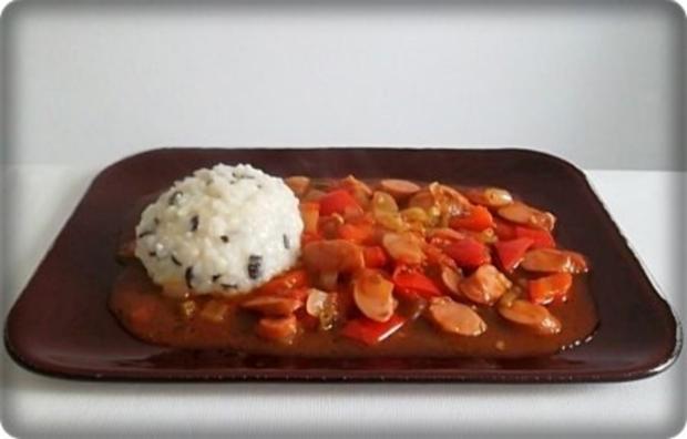 Wiener Würstchen Gulasch mit raffiniertem Nori-Reis - Rezept - kochbar.de