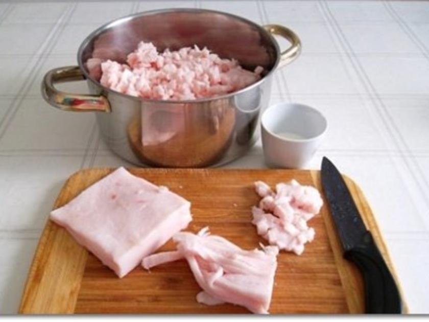 Selbstgemachtes Schweineschmalz mit und ohne Grieben nach Art des ...