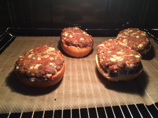 Papas bunte Gehacktesbrötchen aus dem Ofen - einfach - von Doktor_Tommy