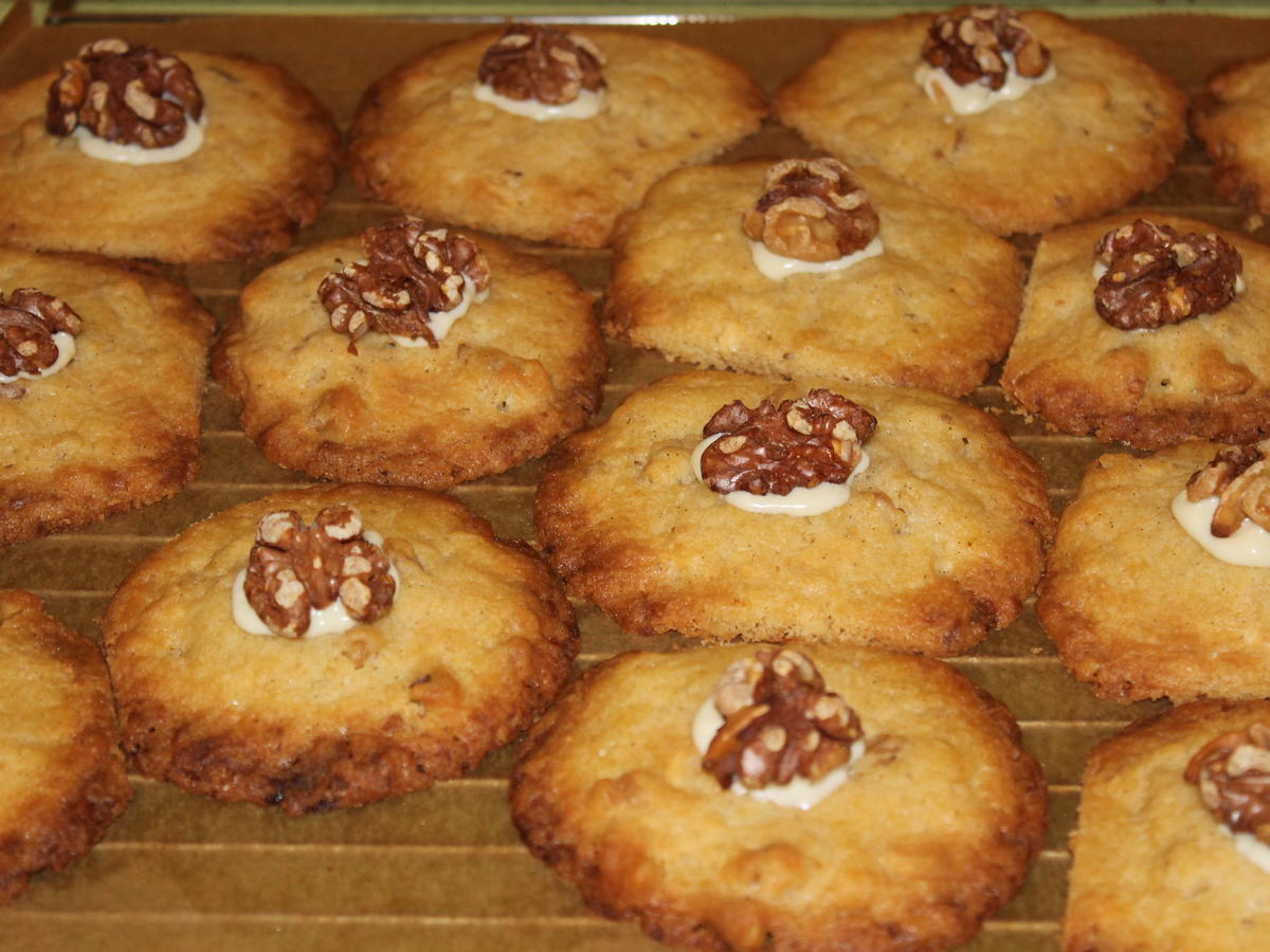 Walnusskekse mit weißer Schokolade - einfach - 501 kcal/100g