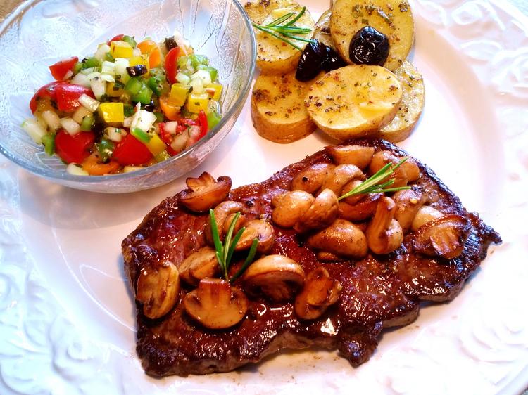 Rumpsteak mit Champignons - einfach - von mimi