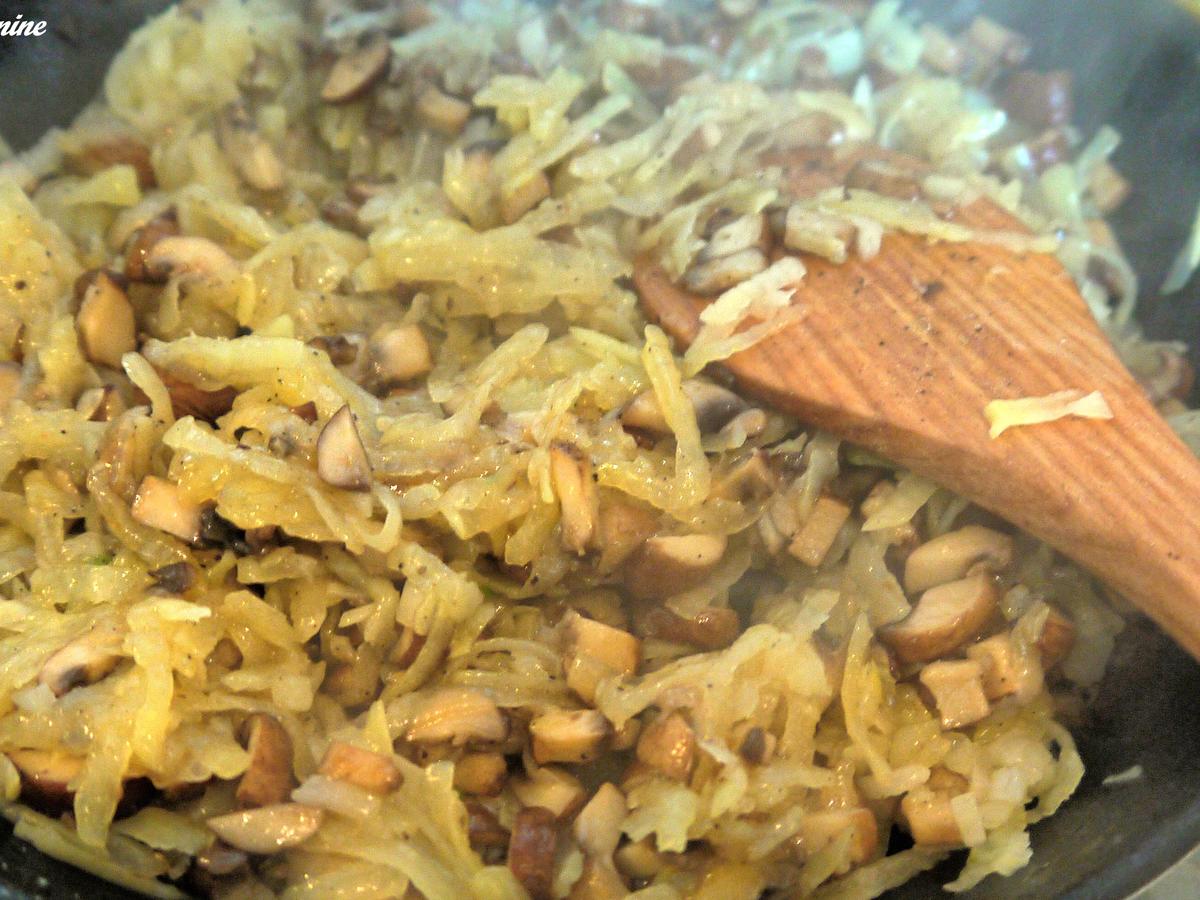 Champignon Kartoffel Tarte - 326 kcal/100g