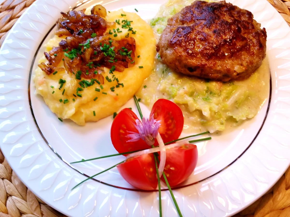 Rahmwirsing mit Frikadelle - einfach - von mimi